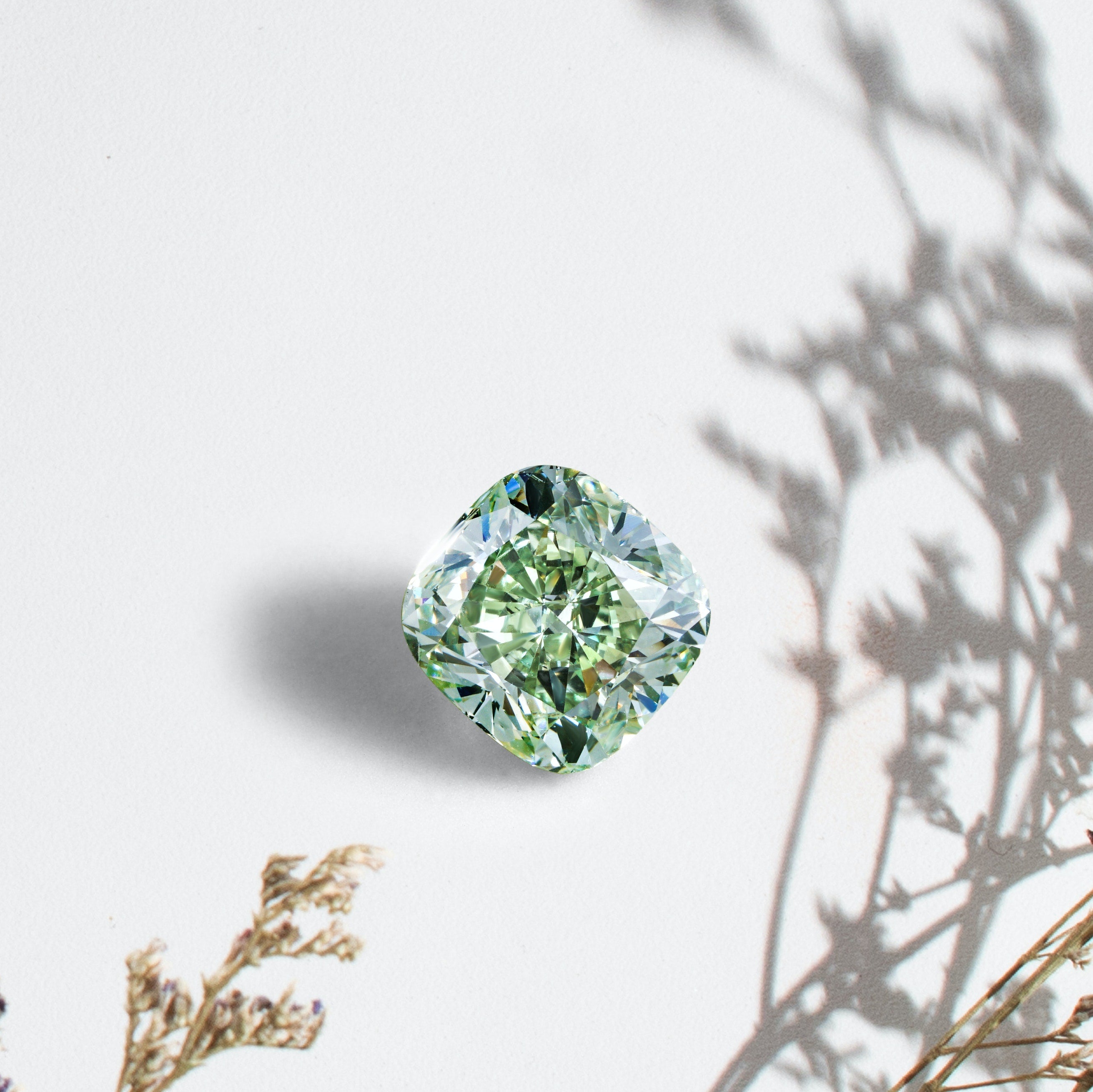 How to identify the quality of a diamond? – VM JEWELRY